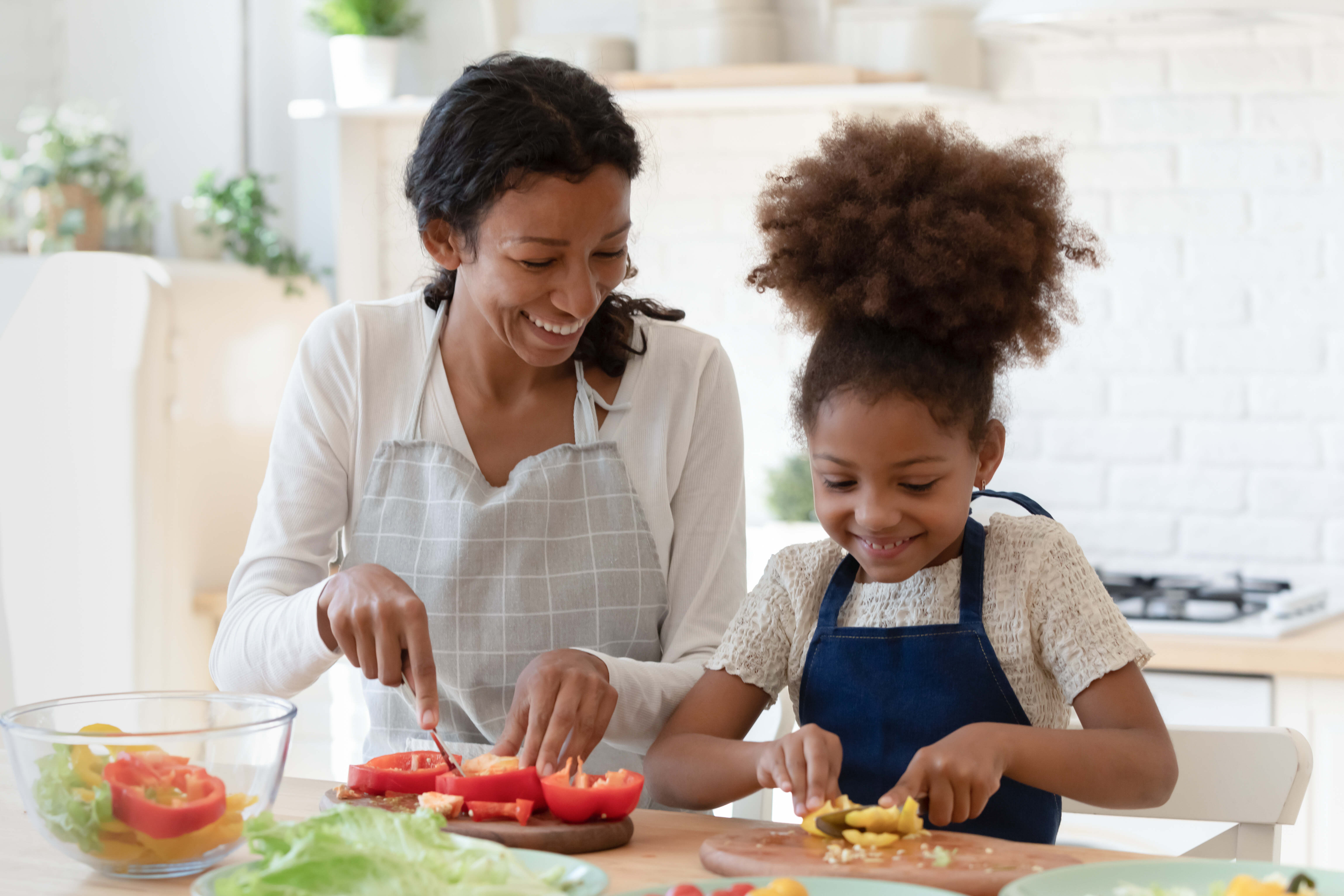 5 Fun and Delicious Recipes to Try with Your Kids